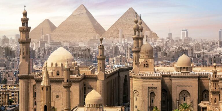 Weather in Egypt in November: Where to Go & Pack Guide