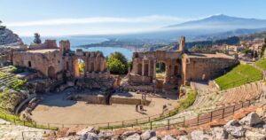 Weather in Italy in October: Temps & Rain